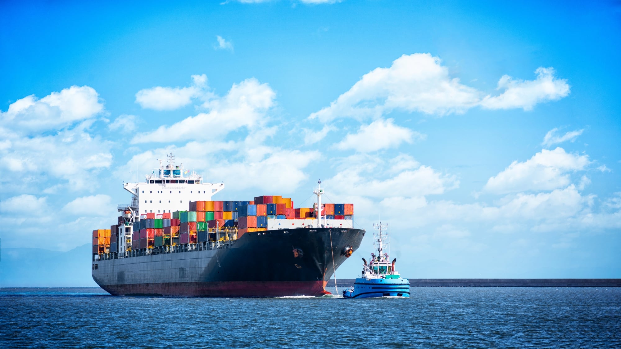 Wereldwijde zeevracht voor import & export | HST Groep
